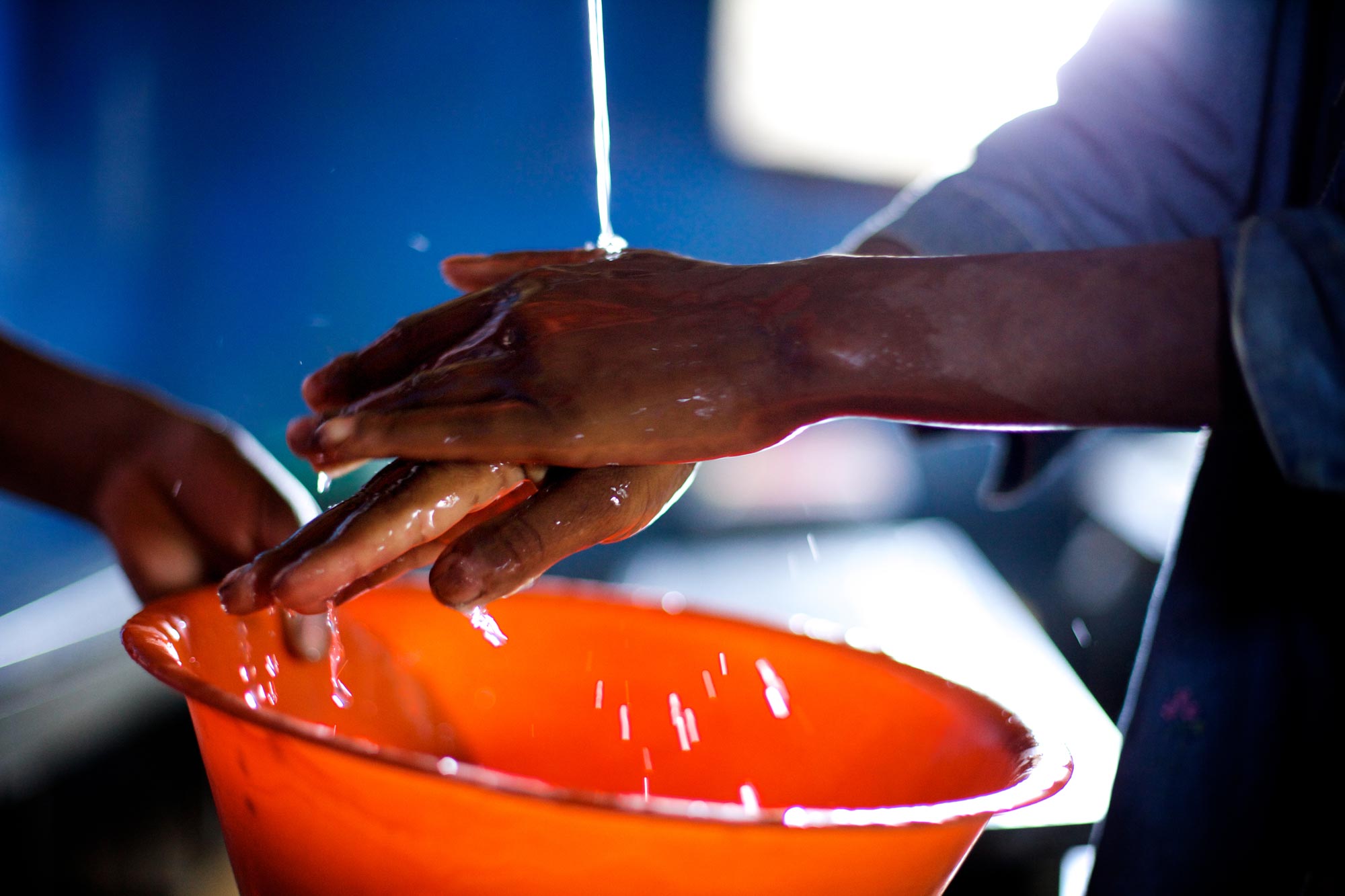 Can washing your hands in an emergency save your life? | International ...